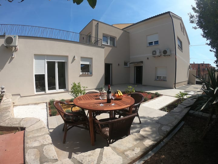 Faveria Apartment 4 - Pula