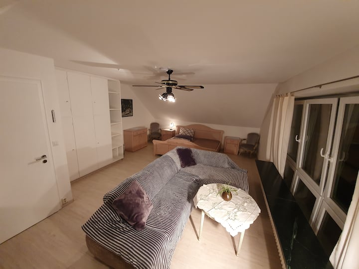 Large Cosy Room, Renov. 2020, Fast Train To City - Munich