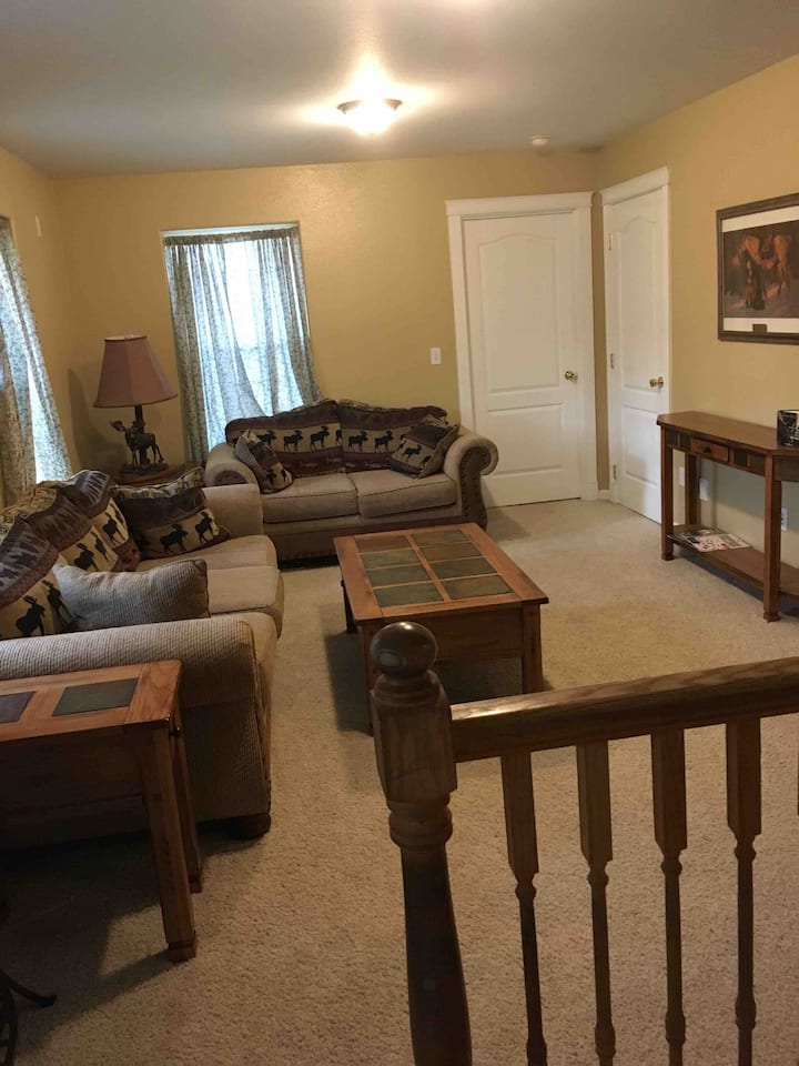 Scores B&b 3, Rancher Room - Palmer, AK