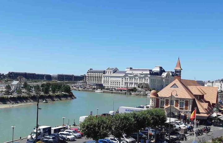 Charmant Duplex Ensoleillé Avec Vue Magnifique - Deauville