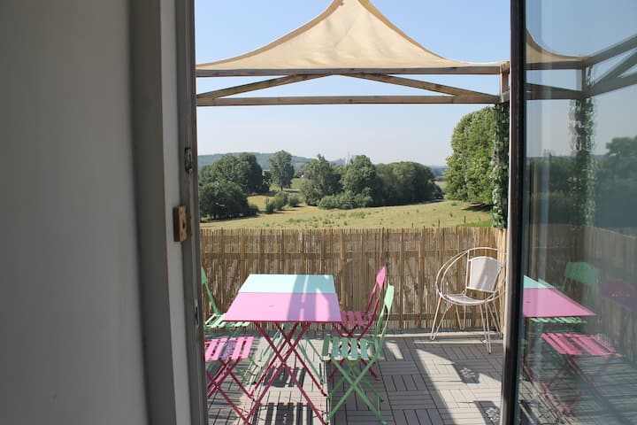 Halte Champêtre Avec Vue Superbe Sur La Vallée - Tournai
