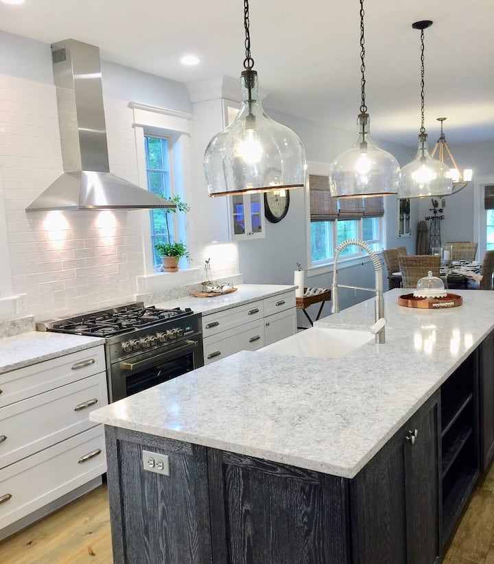 Martha’s Vineyard Modern Farmhouse - Martha's Vineyard, MA