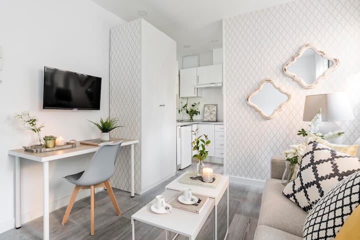 Cozy Studio (14m2) In Arturo Soria Area - Madrid