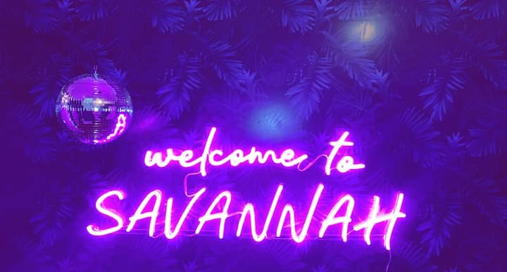 Unique & Fun Victorian Home Next To Forsyth Park 🪩 - Savannah, GA