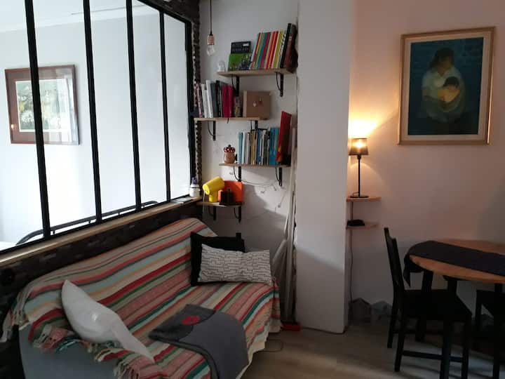 Charmant Appartement à Paris Accès Immédiat M 4,6 - Paris