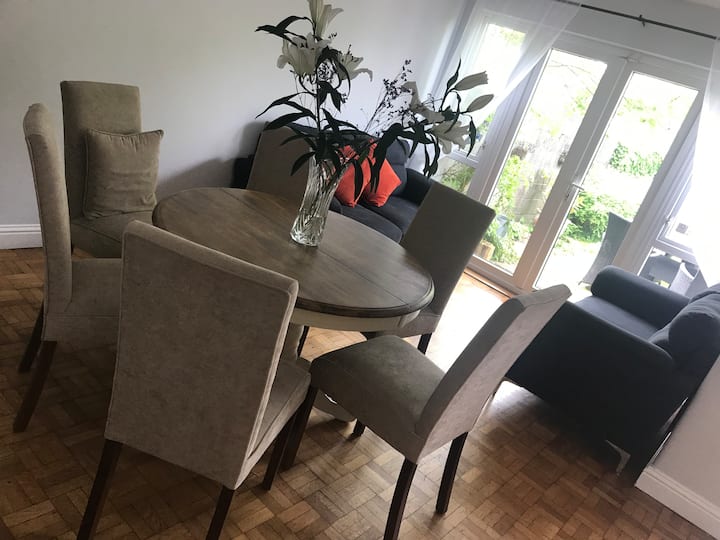 Dublin Room For 3 - Free Parking! - Dublin