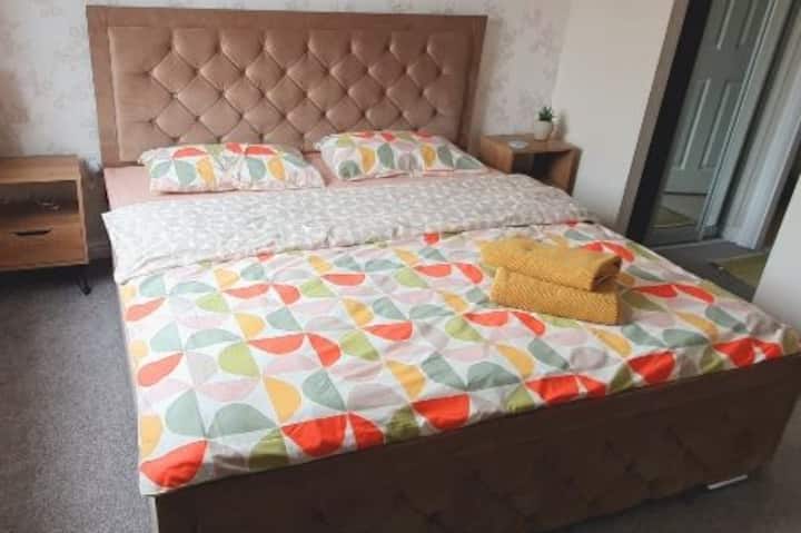 Big Spacious Room With Ensuite Bathroom - Beaumaris