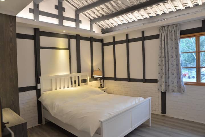Happiness Homestay/竹山忘憂天空古厝雅房/九人房 - 竹山鎮