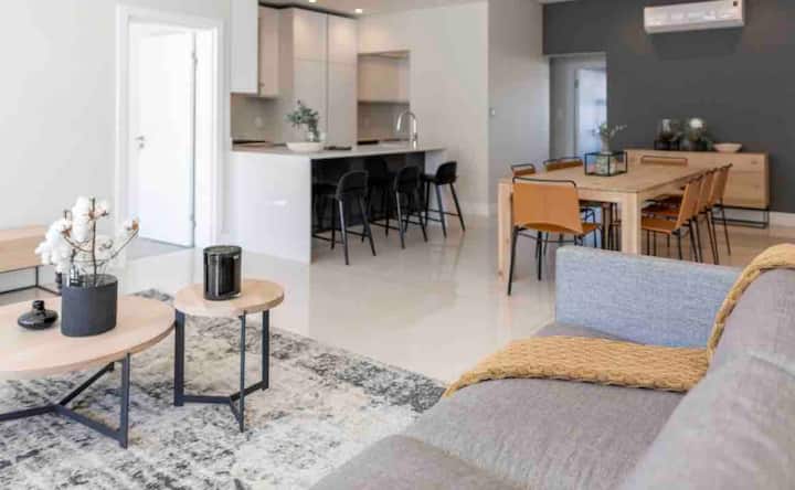 Luxury Serviced 3 Bedroom Appartment - Johannesburg