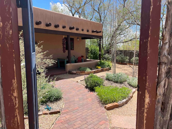 Casa De Colores - Santa Fe, NM