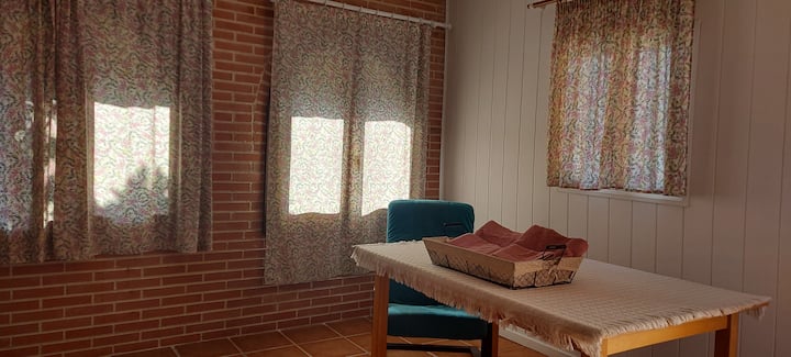Habitación, Piscina,jardin - Cabanillas del Campo