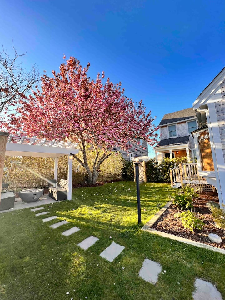 3 Bedroom With Fenced In Yard In Surfside Area - 난터켓