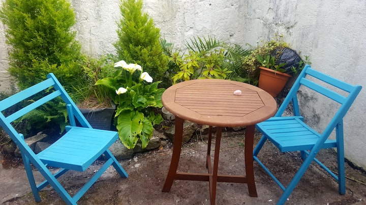 Small House In Galway's West End - County Galway