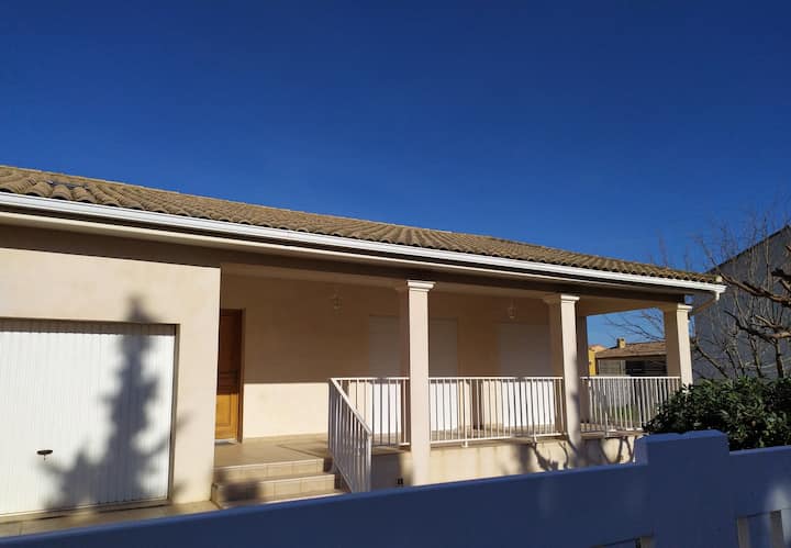 Maison Bord De Mer, Valras Plage, 6 à 8 Couchages - Saint-Pierre-la-Mer