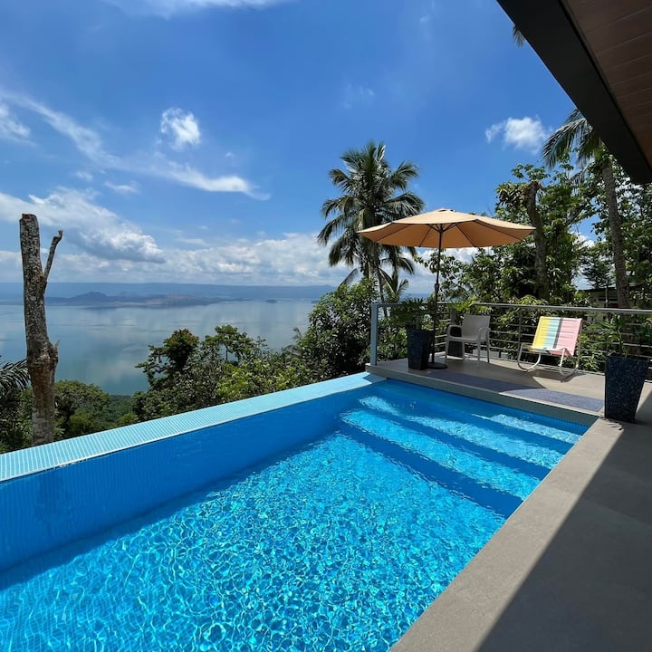 Balai Sophia - Mataas Na Kahoy