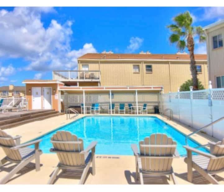 Retreat On The Canal - North Padre Island, TX