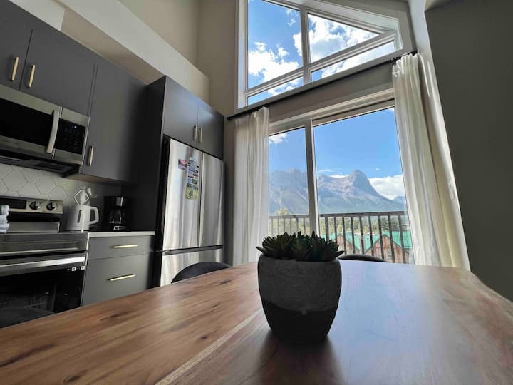 8ppl Stay, Mt.view, Pool, Hot Tub,ac,1free Parking - Canmore