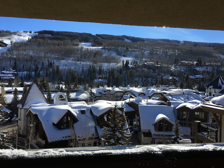 Heart Of Vail Village 3 Bedroom Condo - Vail, CO