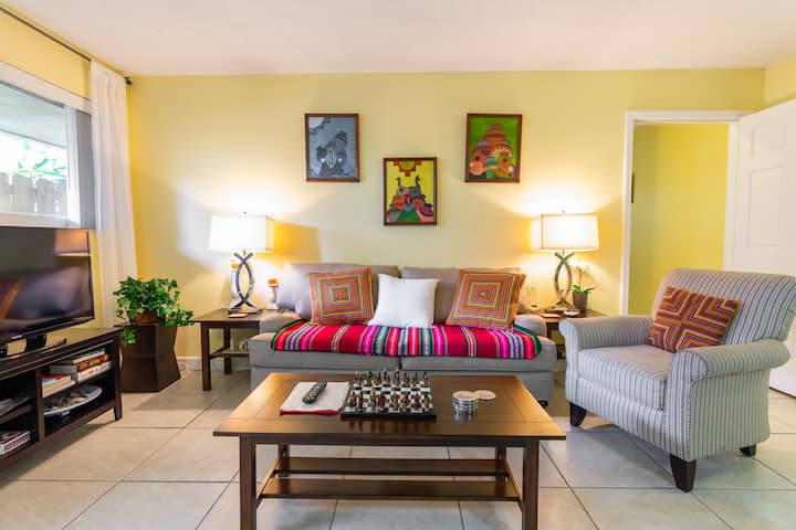 Coconut Grove 3 Bed 2 Bath. 3 Blocks From Cocowalk - Coral Gables