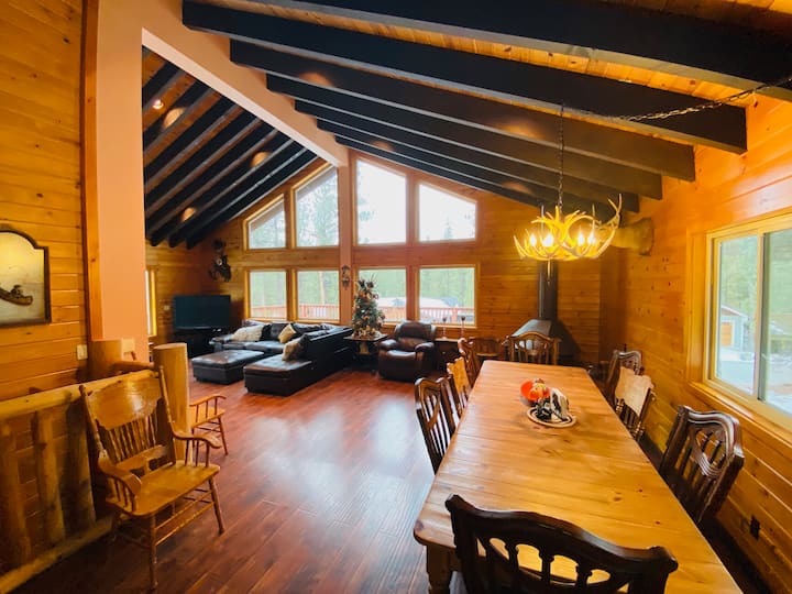 Close To Lake, High Ceilings, Huge Balcony. 2200sf - Big Bear Lake, CA