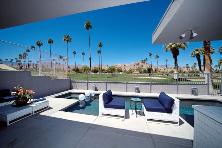 Starry Nights, Majestic Views, Salt Water Pool - Palm Desert, CA