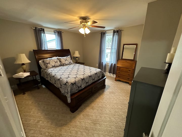 Spacious Townhouse In Desirable Location. - Rocky Gap State Park, Flintstone