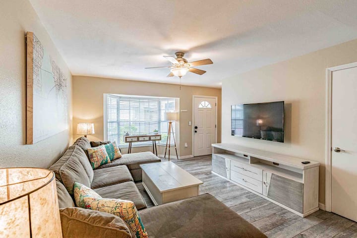 ★Luxury Retreat★ Walk To Hyde Park, Soho, Bayshore - Davis Islands, FL