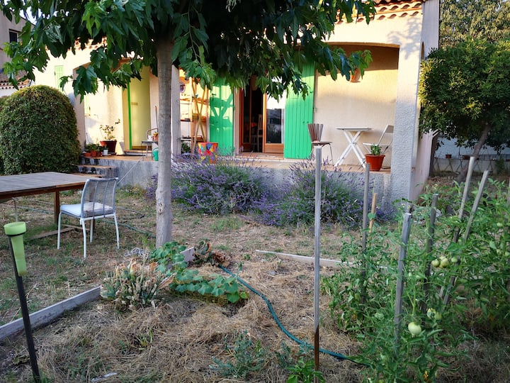 Maison Trés Calme, Facile à Vivre Et Bien Située - Nîmes
