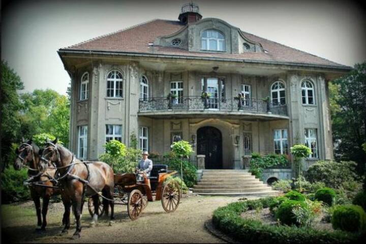 Historische Villa In Uhsmannsdorf/oberlausitz - Rothenburg