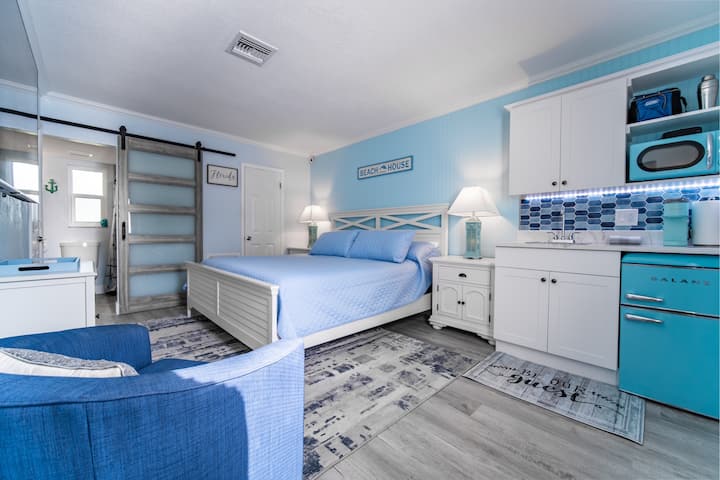 Sarasota - Siesta Shores Studio - King Bed - Pool! - Oscar Scherer State Park, Osprey