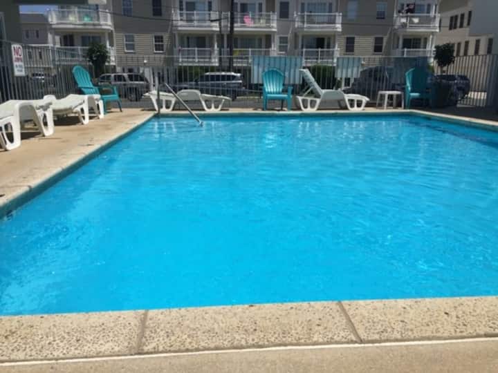 Cute Apartment, Unbeatable Location - Wildwood