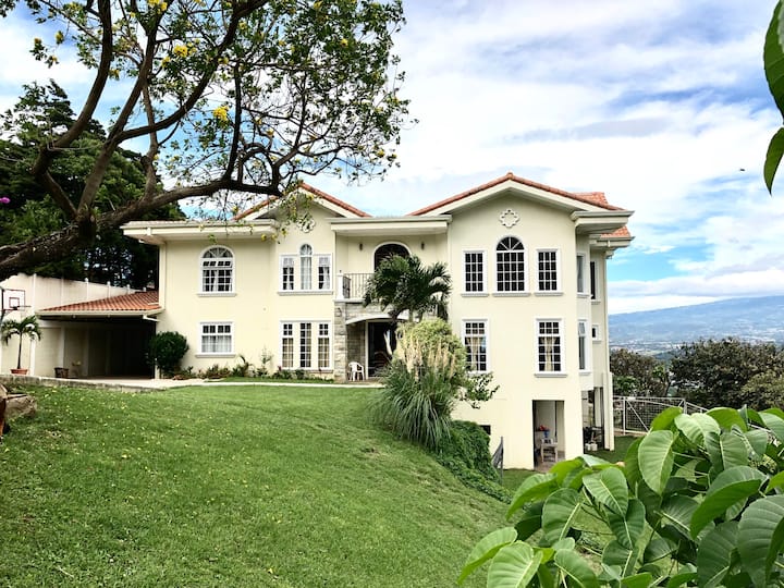 Vista Oro Luxurious Private Villa Heat Pool Views - San José