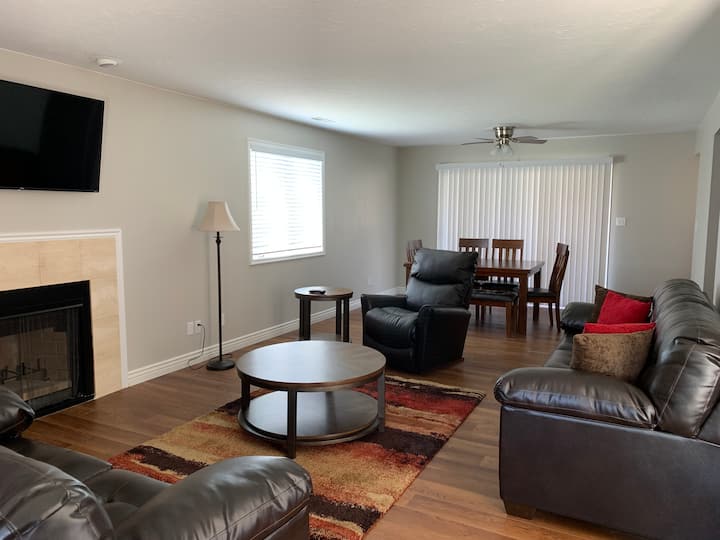 Spacious, Sports Village Condo 2 Bd 2 Ba - Utah