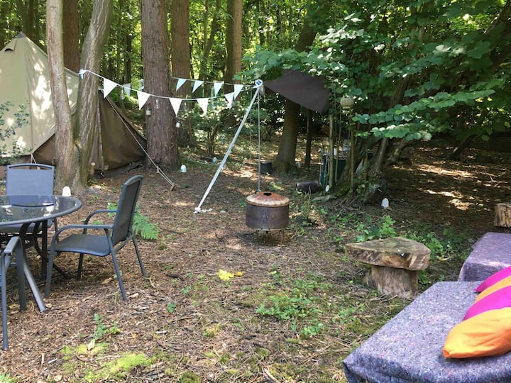 Bell Tent Glamping
Single Unit, Self Contained. - Redhill