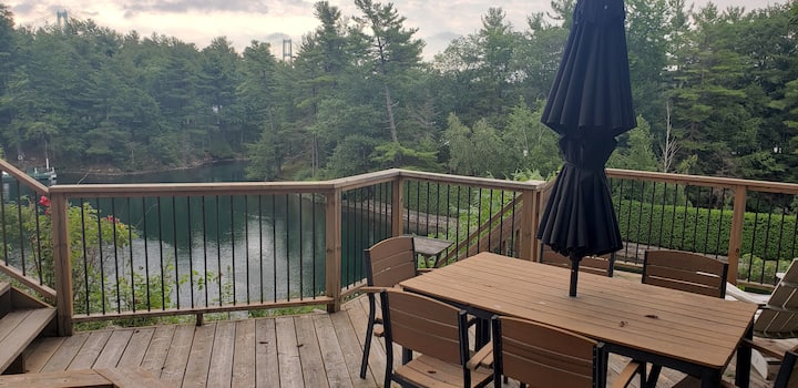 Smugglers Lookout - Waterfront Vacation Home - Lansdowne