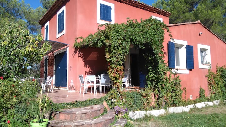 Grande Maison Au Milieu D'un Vignoble De Renom - Pertuis