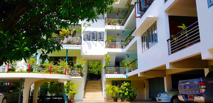 Oasis In The City (Next To Bts&airport Link Train) - Bangkok