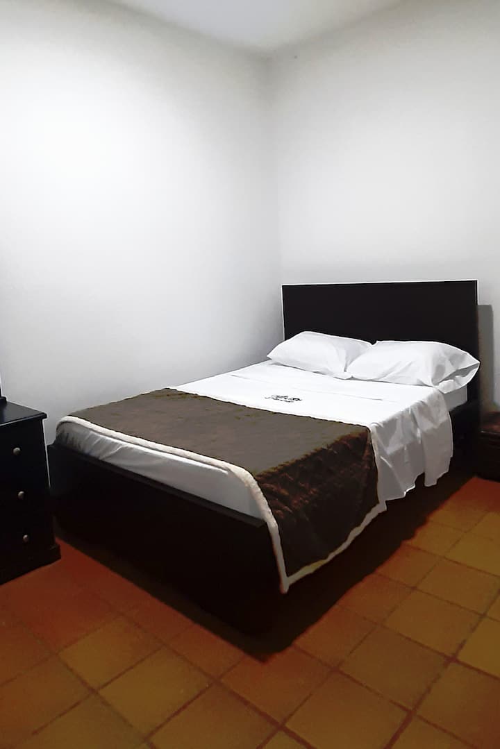 Cabin 10 minutes from San Gil BBQ and parking - Cabins for Rent in San ...