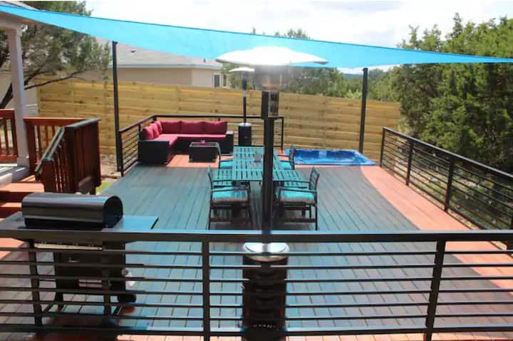 Casaazul  Lake House Hot Tub 7 Beds, Lago Vista,tx - Lago Vista, TX