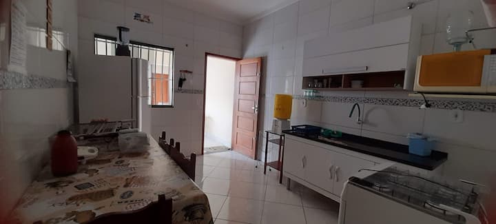 Casa Familiar E Acolhedora A 800 Mtos Da Praia. - São Mateus