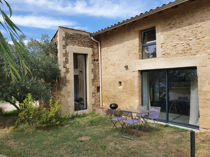 Maison De 70m2 Dans Ancienne Ferme Accès Piscine. - Beauvallon