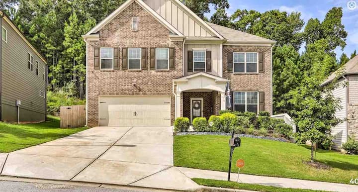 Beautiful 5 Bedroom Home Close To Atlanta Airport - Fairburn
