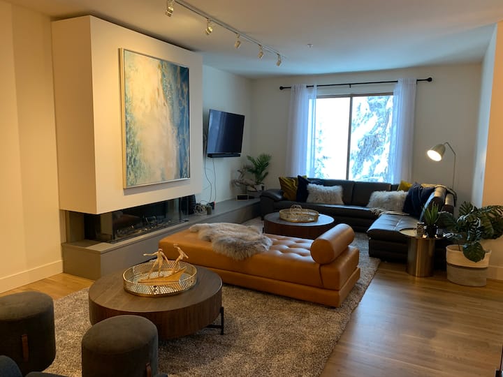 Renovated Ridge Chalet W/all The Bells & Whistles - Armstrong