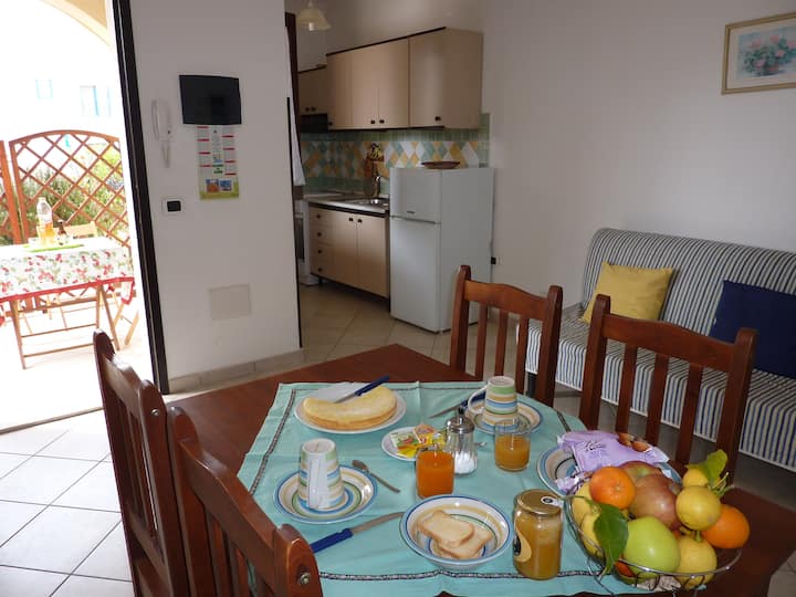 Appartamento 1 Piano, Giardino E Mare A Due Passi - Girasole