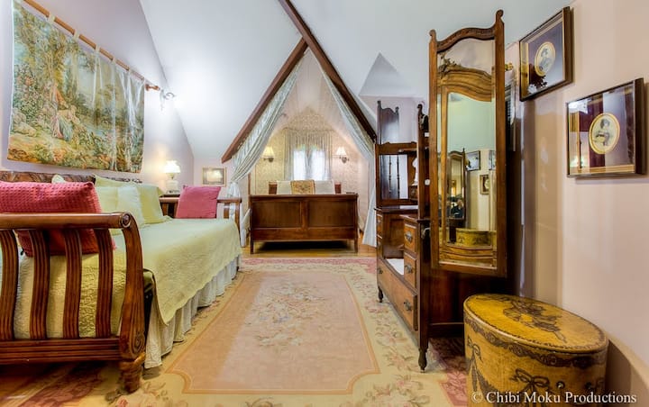 Luisa's Room - Sweetwater Branch Inn - Gainesville, FL