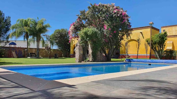 Hacienda Osos Para Vacacionar En Familia Y Amigos. - Leon