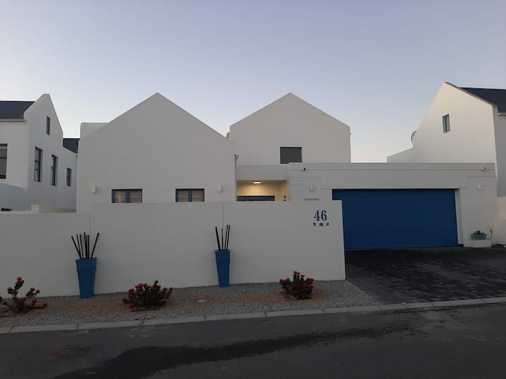 Blue Lagoon Beachhouse Is Situated In Langebaan. - Langebaan