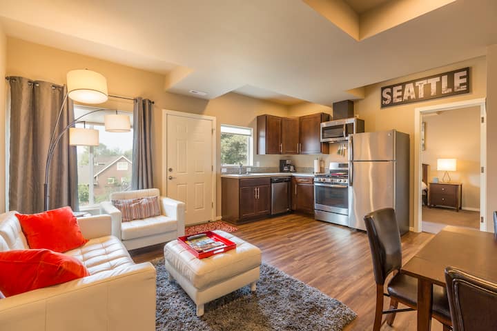 Webster Street Guest Suite - Seattle, WA