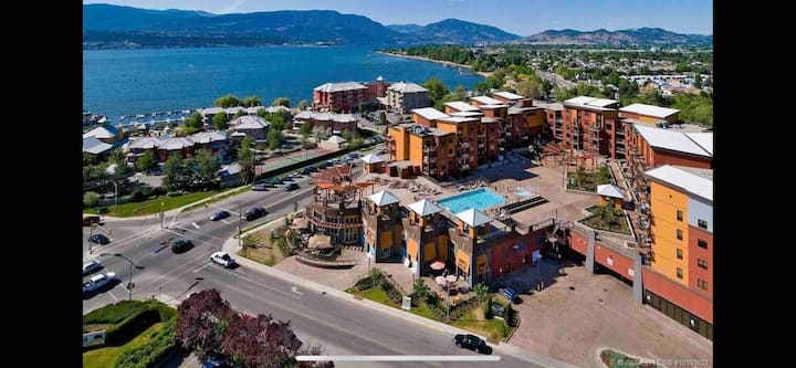 Come Play At Playa Del Sol, Kelowna- (Bl85601) - Kelowna
