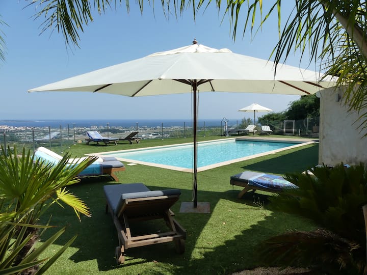 2 P Climatisé Avec Terrasse - Piscine Et Vue Mer - Mandelieu-la-Napoule